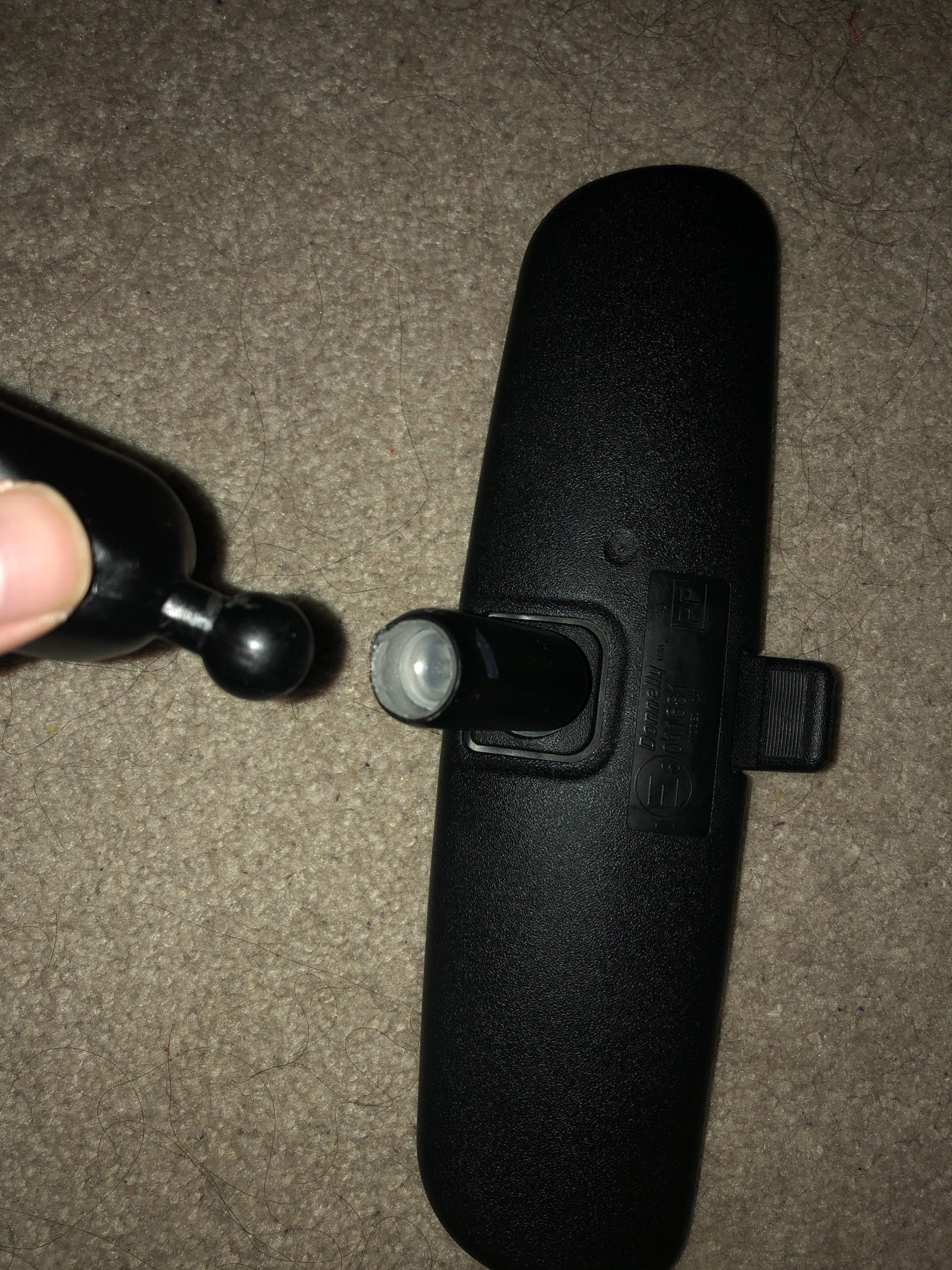 How to Remove Rear View Mirror from Ball Joint: Quick Tips